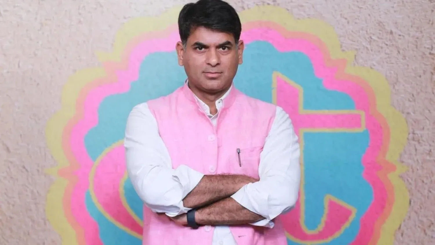 Saurabh Dwivedi Biography, Age, Wife, Family, Career, Net Worth and FAQS