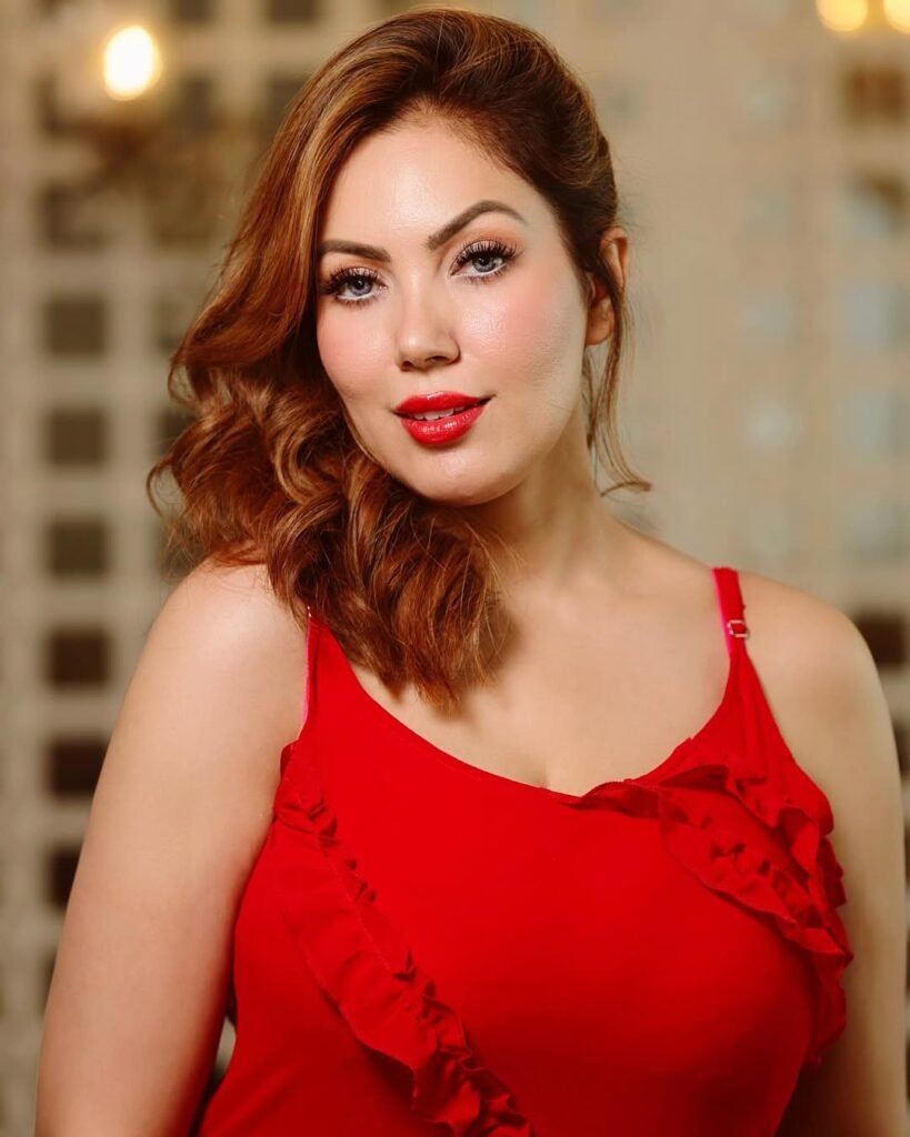 Munmun Dutta Biography, Age, Husband, Family, Career, Net Worth and FAQS